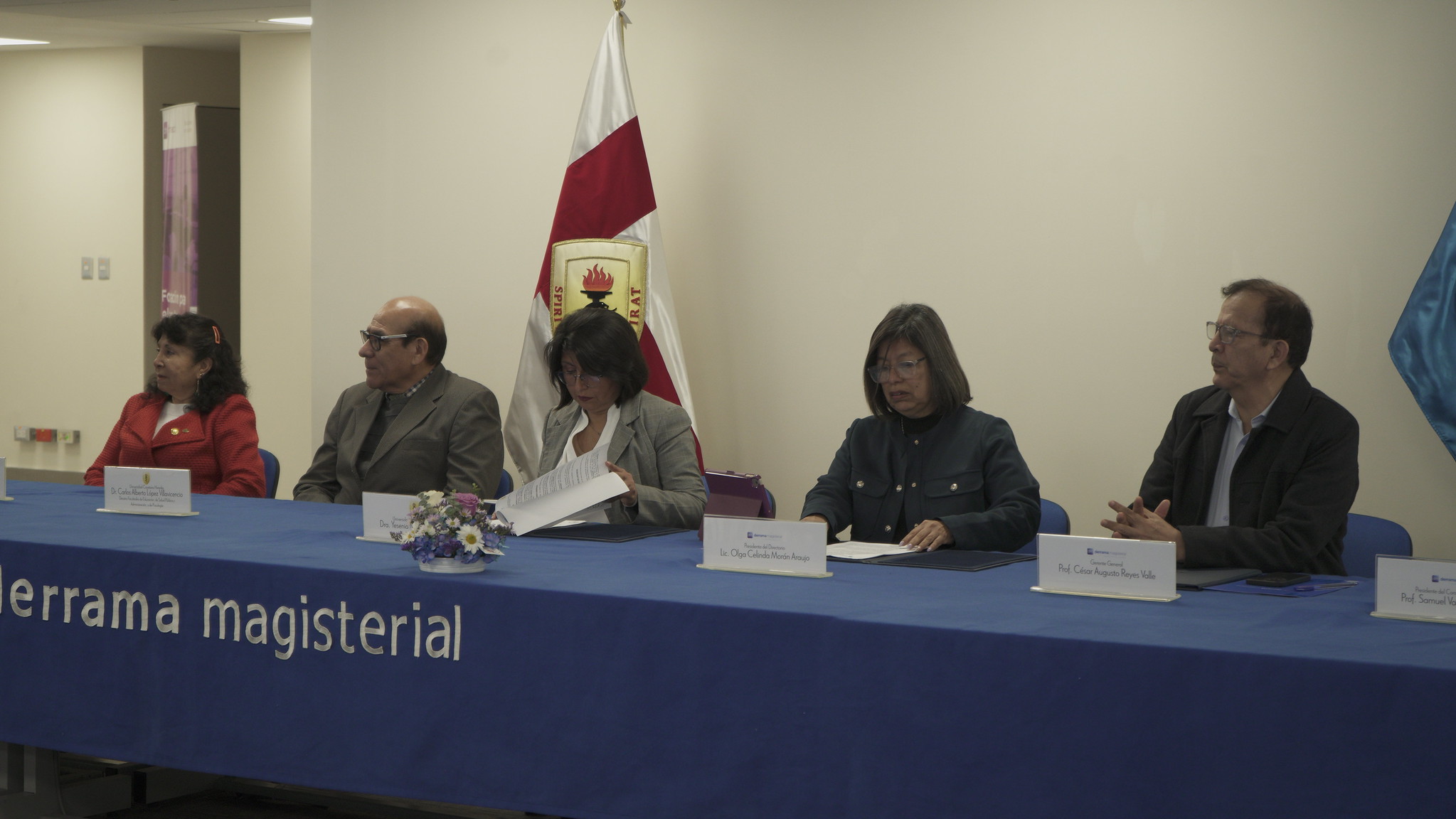 Nueva alianza entre Cayetano Heredia y Derrama Magisterial fortalece la formación académica en ...